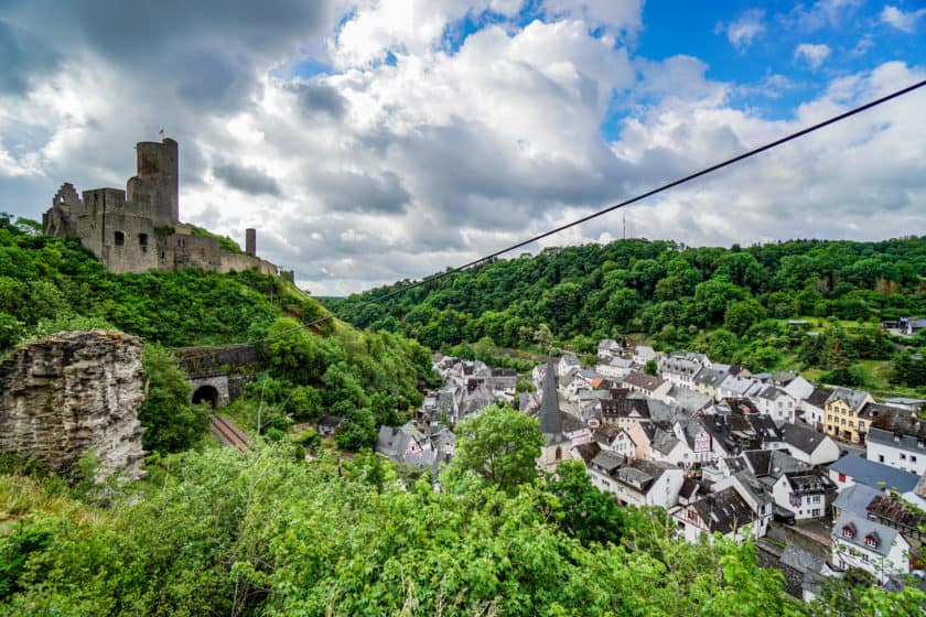 Monreal in der Eifel – Tagesausflug ins romantische Eltztal